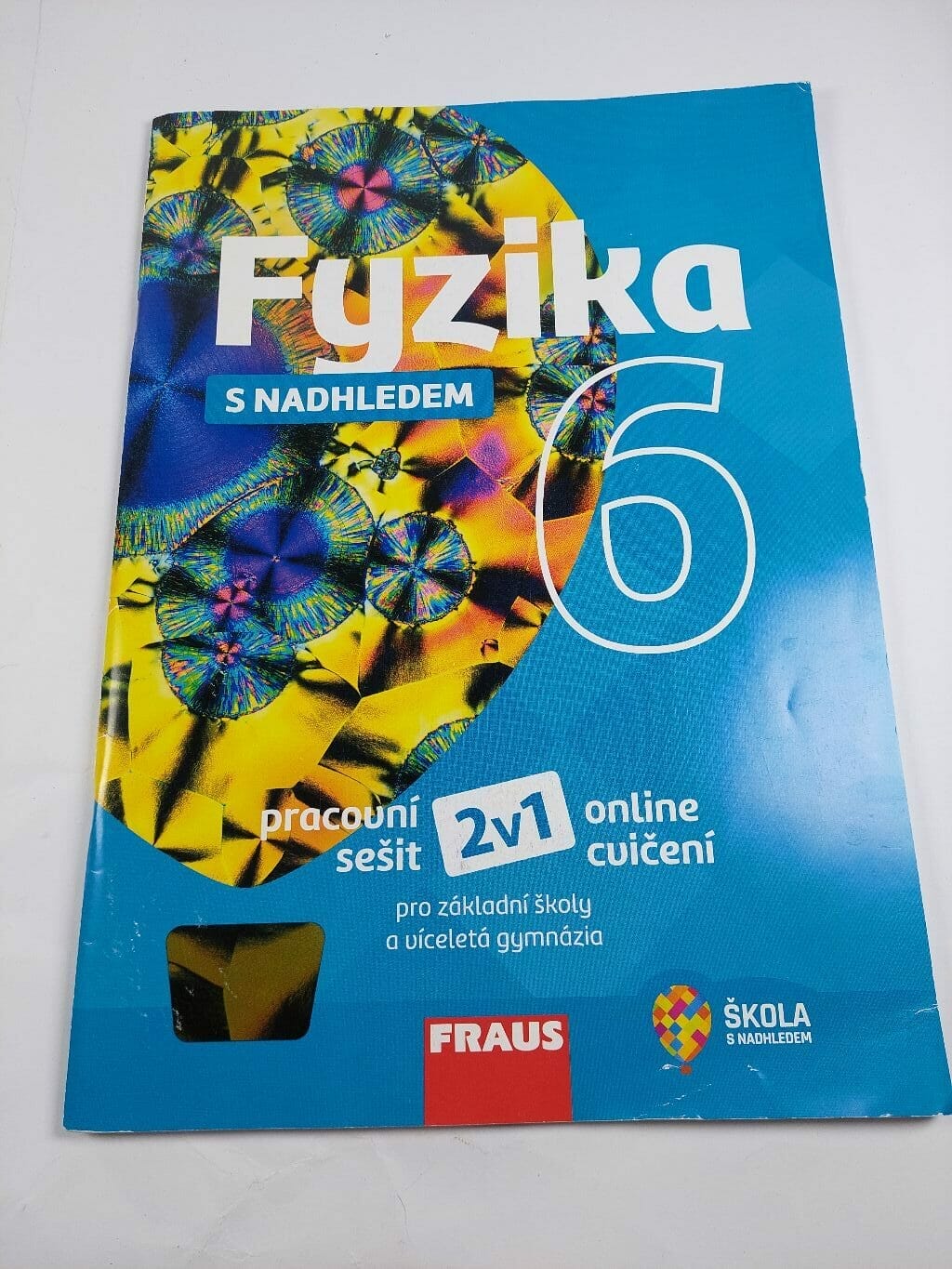 Fyzika s nadhledem 6: Pracovní sešit 2v1 online cvičení - kolektiv autorů od 99 Kč | Reknihy